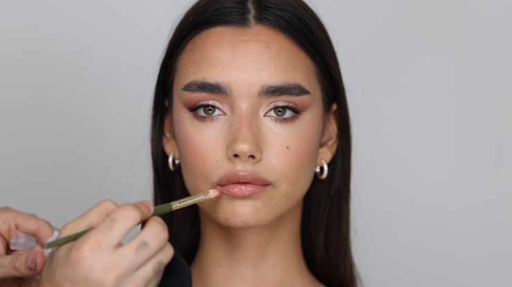 12 Best Lipstick for Wedding Day 2024 - Makeup for Your Big Day